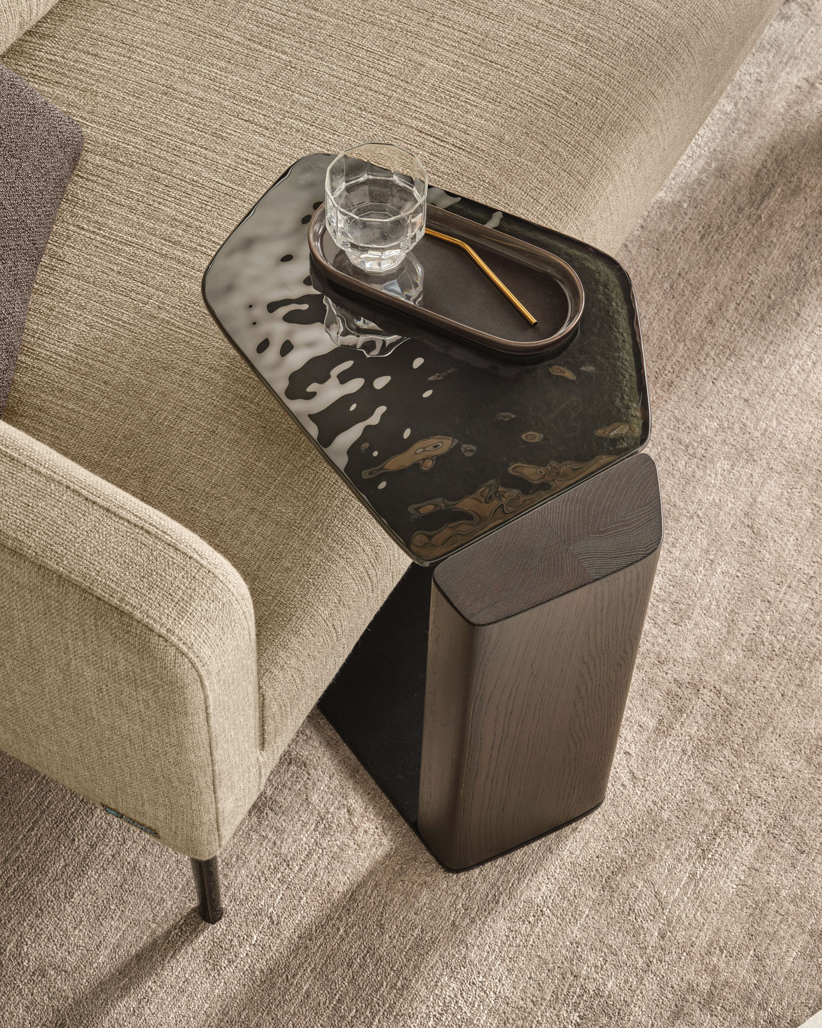 Side table Stone, design Meneghello Paolelli - FIAM Italia